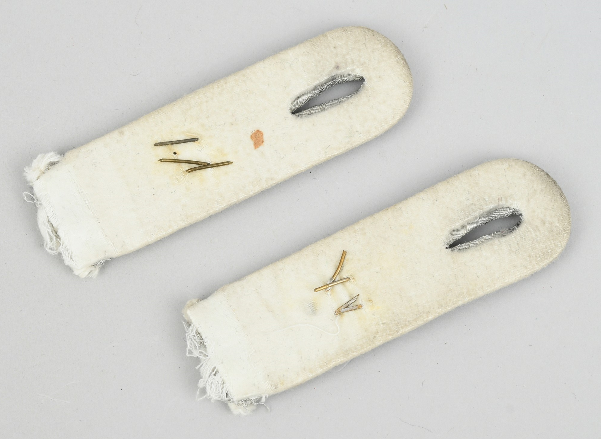 Heer Infantry Rgt 17 Leutnant's Shoulder Board's - Military Antiques Heer Infantry Rgt 17 Leutnant's Shoulder Board's - Military Antiques